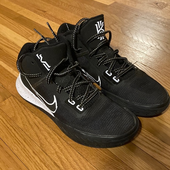 Nike | Shoes | Nike Kyrie Flytrap Iv Size 8 | Poshmark